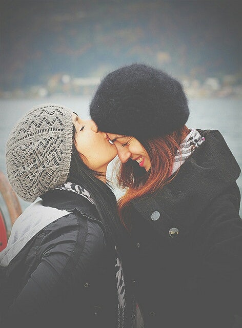 How Do Lesbians Have Sex 5 Lesbian Sex Questions Answered Yourtango